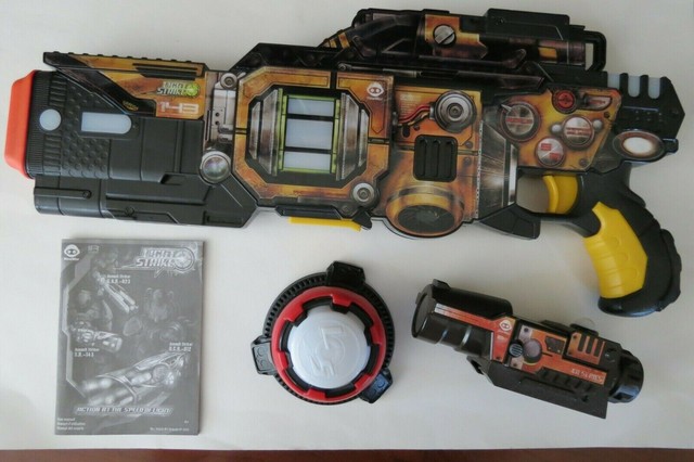 Wowwee 143 Light Strike Gun Assault Striker Yellow with Simple Target ...