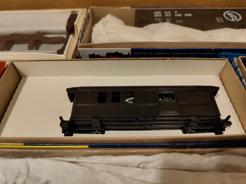 HO Scale Athearn MDC Walther's Ertl Freight And Passenger Car Lot | eBay