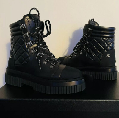 CHANEL | Authentic Brand New / Round Toe Lace-up Casual CHANEL | Authentic Brand New / Round Toe Lace-up Casual