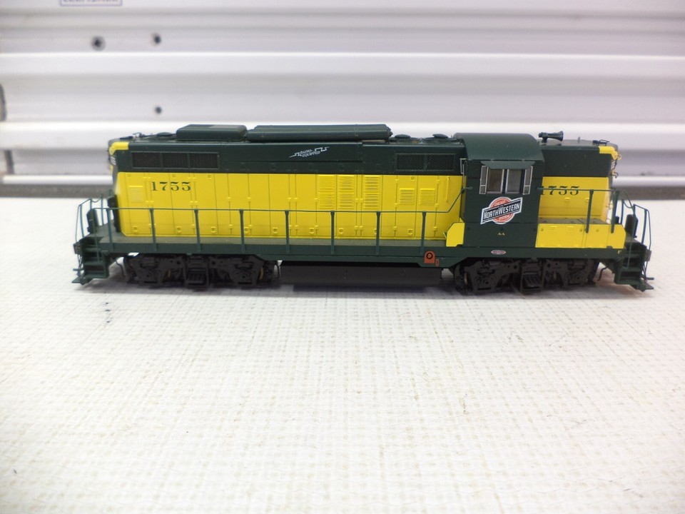 Athearn Genesis Ho, G62714, GP-9 locomotive, C&NW 1755, Tsunami DCC Sound | eBay