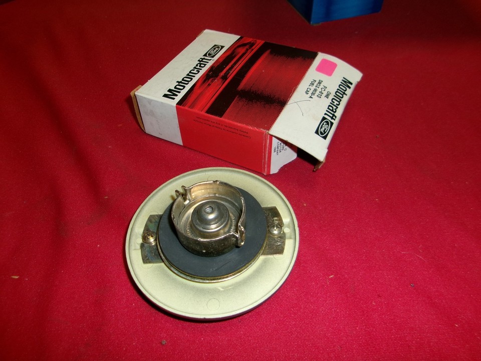 nos 1977,1978,1979 ford ranchero mustang ii pinto gas cap d8oz-9030-a ...