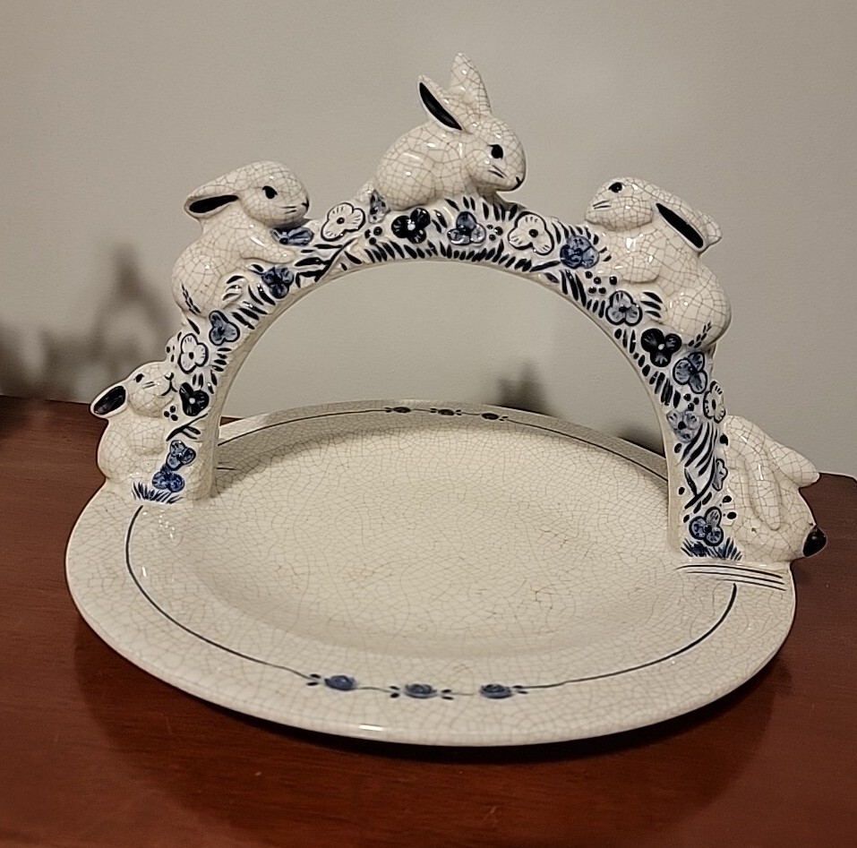 POTTING SHED DEDHAM RABBIT PORCELAIN POTTERY 12" HANDLED CAKE PLATE ...