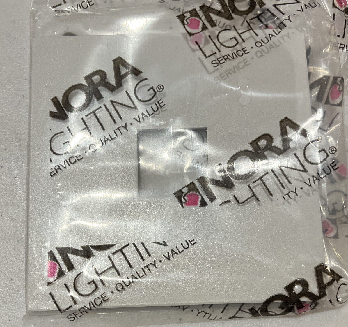 NORA LIGHTING #NT-320W White Track Lighting Outlet Box Cover | eBay