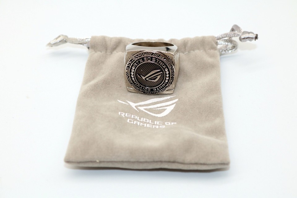 ASUS ROG RTX 30 Series STRIX White Limited Edition Ring | eBay