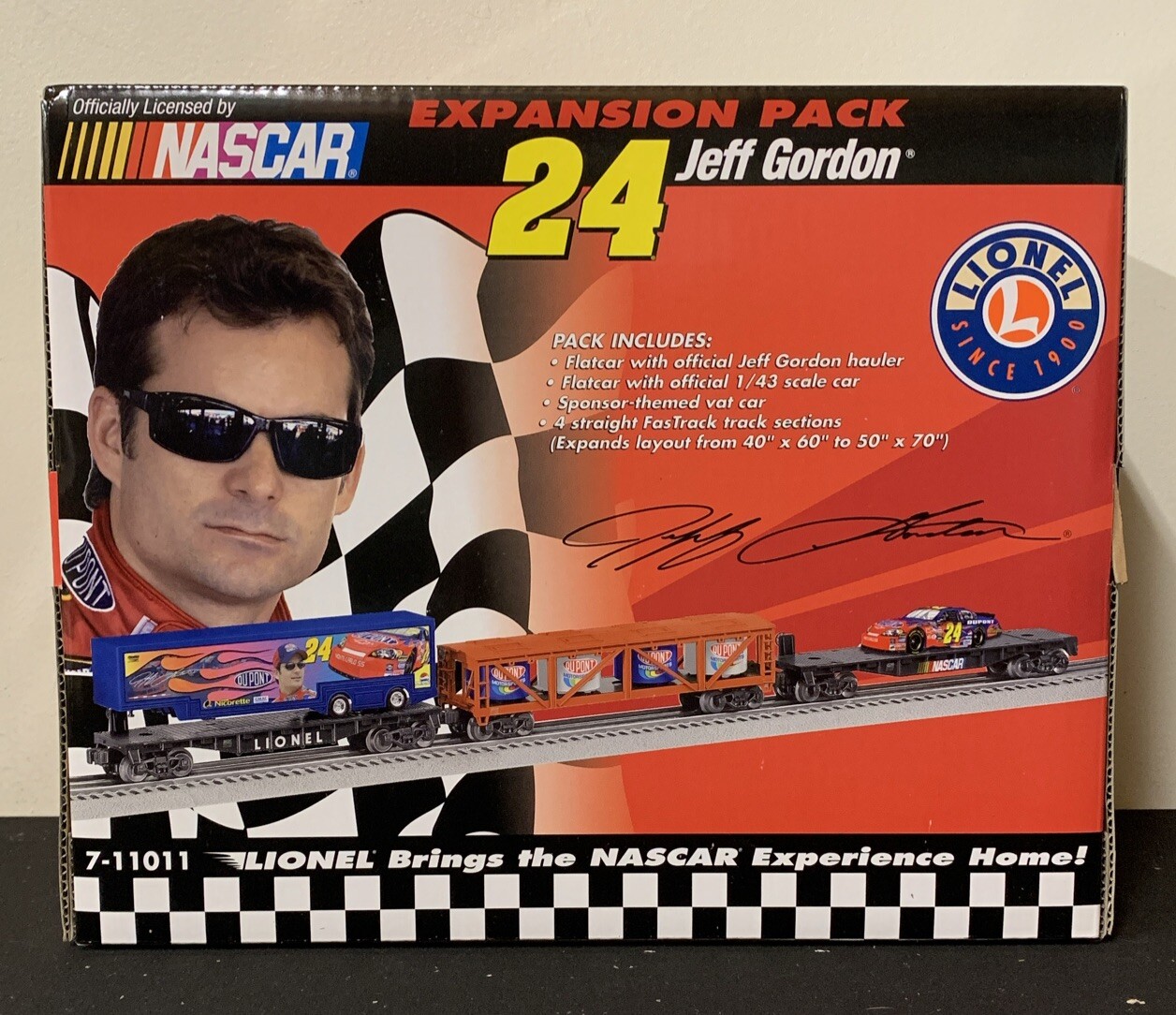 NIB Lionel 7-11011 O Scale Gauge Nascar Jeff Gordon Expansion Pack ...