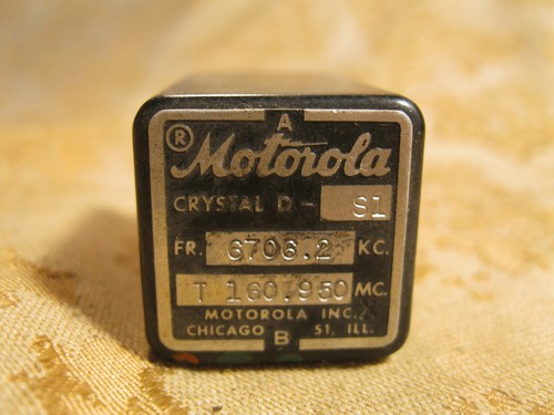 Motorola Quartz Crystal D-S1 FREQUENCY 6706.2 KC CONTROL RADIO T 160. ...
