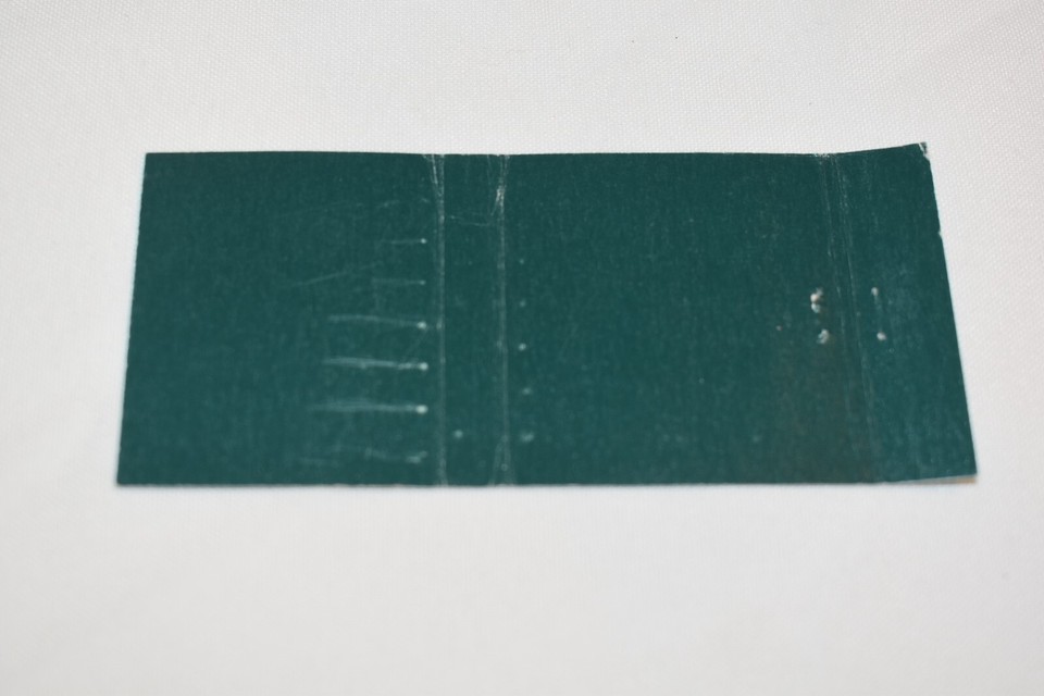 MGM Grand Las Vegas Nevada Lion Casino Green 30 Rear Strike Matchbook ...