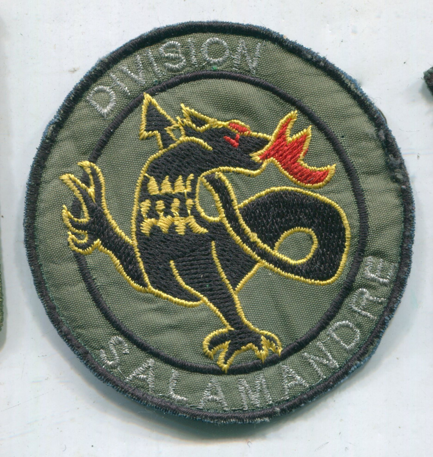 Bundeswehr:Armabzeichen Division Salamandre 75mm 1 Stück (223) | eBay.de