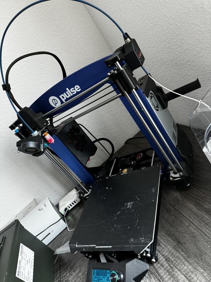 MatterHackers Pulse 3D Printer Used