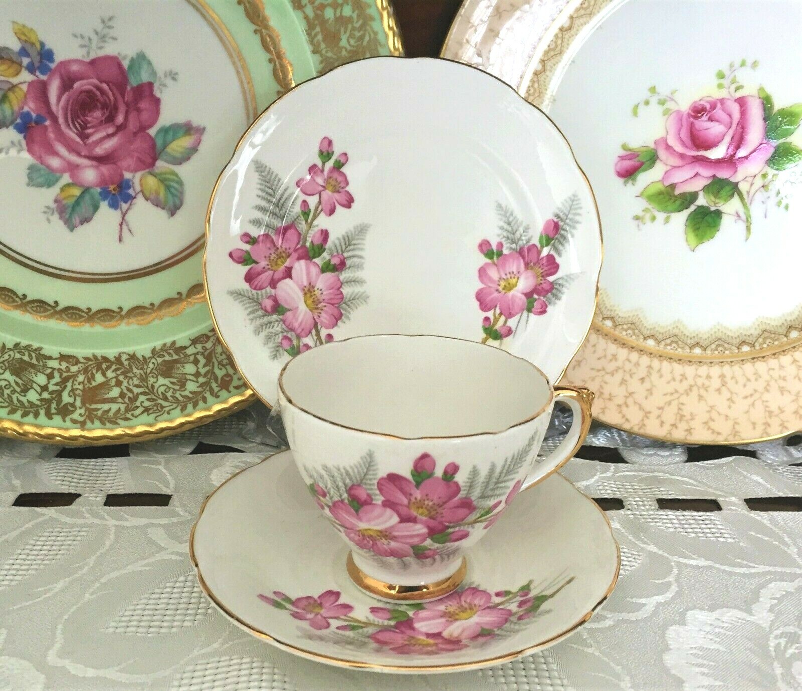 VINTAGE DELPHINE BONE CHINA ENGLAND PINK FLORAL PATTERN TRIO C1930-1941 ...