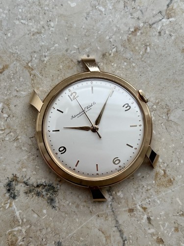 Vintage Swiss IWC Shark Fin 18k Rose Gold/ Pink Gold cal. 89 1960s ...