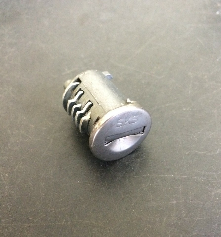 Yakima SKS Lock Cores &/OR Replacement Keys OEM A131 A132 A133 Control ...