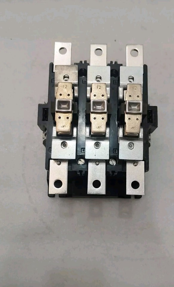 SIEMENS 3TF52 02-0AP0 170A 3POLE 220V AC COIL MAGNATIC CONTACTOR | eBay