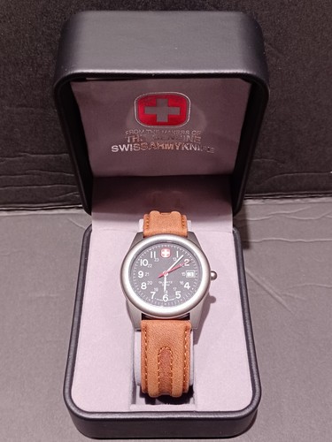 SWISS ARMY WATCH 36MM WR50M WENGER SAK DESIGN MARLBORO LIMITED EDITION ...