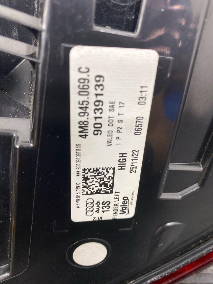 2019 - 2023 AUDI Q8 OEM REAR LEFT TAIL LIGHT 4M8945069C | eBay