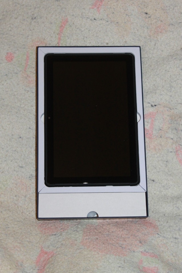Brand New Android 13 Silver Skypad10max 32GB Tablet with Wifi and 5 MP ...