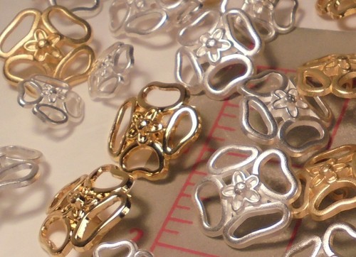 10 Fine Large Italian Metal Shank Buttons Floral 4 Loop Light Matte ...