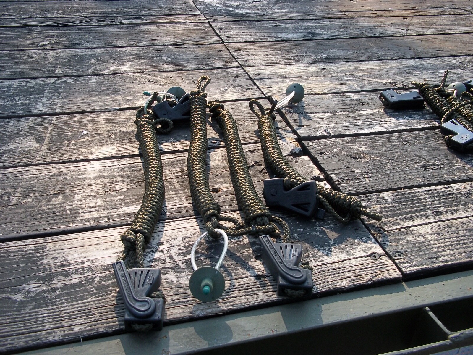 FOUR ...MILITARY TENT DRASH ROPES WITH LOCKING TENSIONERS CAMPING HUNT ...