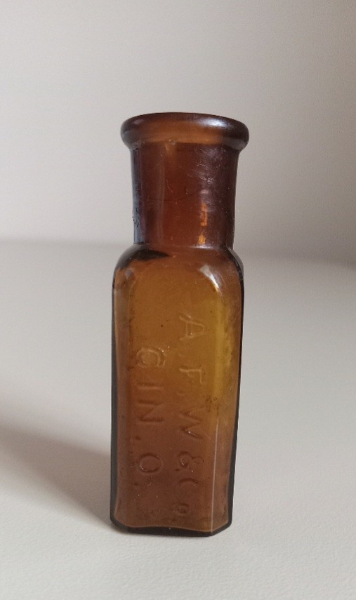 antique amber bottle A. F. W & Co Cincinnati (Sample size) Ohio ...