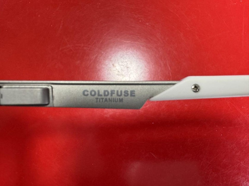 Oakley Coldfuse Sunglasses Unused Microfiber Case Gray Frame Golf Sport ...