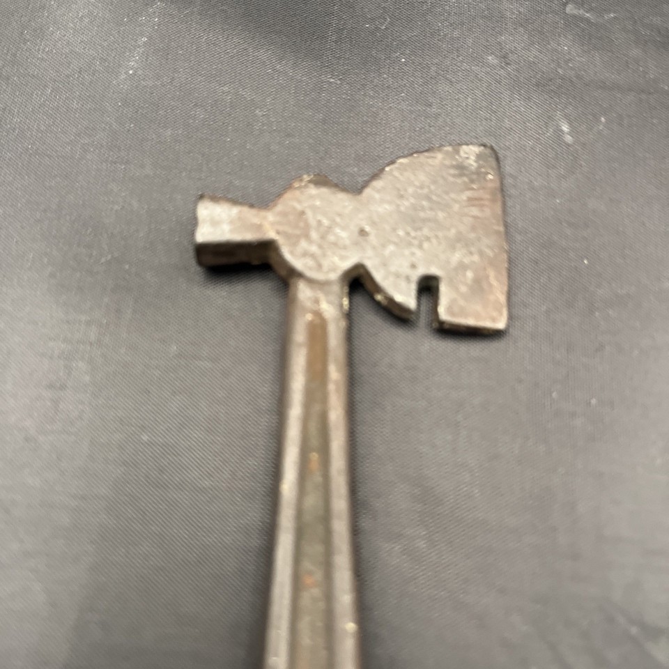 VTG Cast Iron Cigar Box Opener Mini Miniature Toy Axe Hatchet Hammer 4. ...