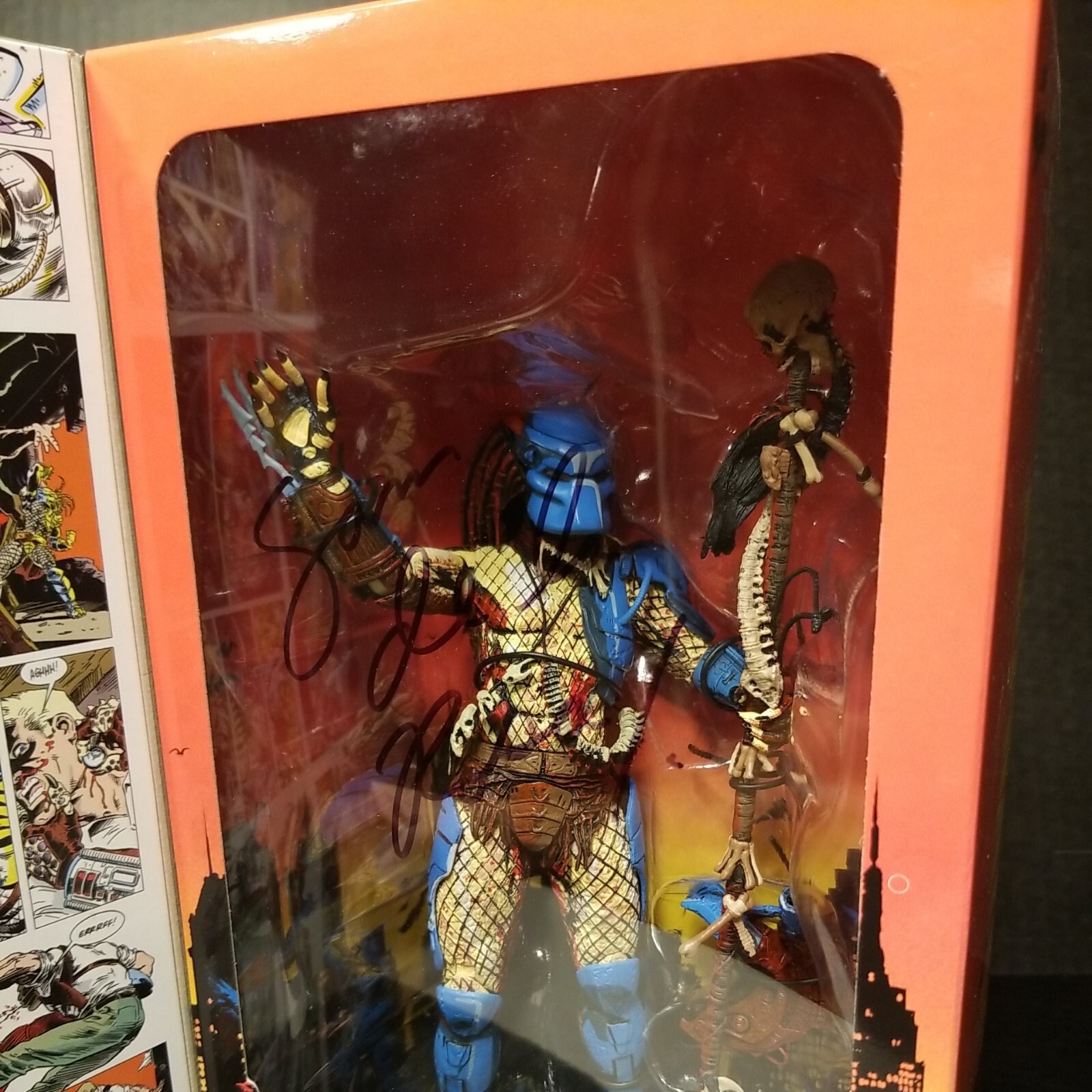 Predator 25th Anniversary Dark Horse Comics Figure Signed by Sam De La ...