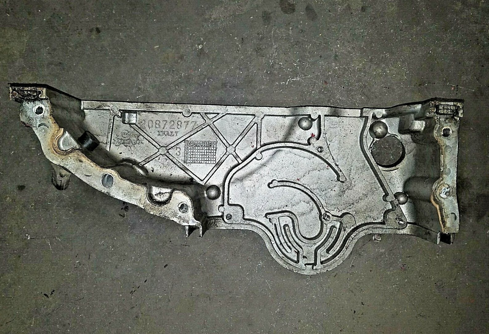 MACK MP7 VOLVO D11 ENGINE LOWER FRONT TIMING COVER 20872877 | eBay