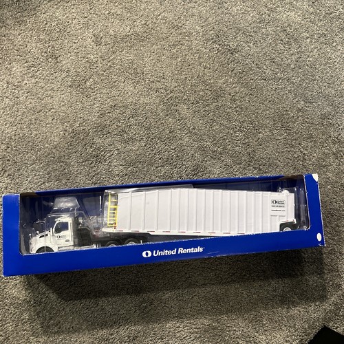 United Rentals Collectors XVII Kenworth T880 Day Cab Pinnacle Frac Tank ...