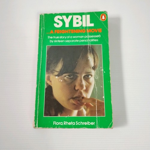 Sybil by Flora Rheta Schreiber 1973 True Story Woman Possessed Split ...