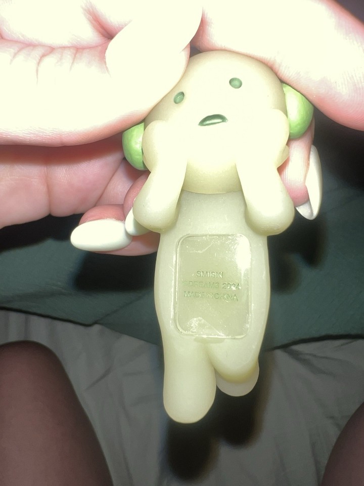 AUTHENTIC SECRET RARE SMISKI HIPPER HEADPHONES NEVER USED | eBay