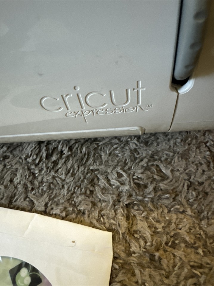 CRICUT Expression Provo Craft 24" Personal Electronic Cutter Machine ...