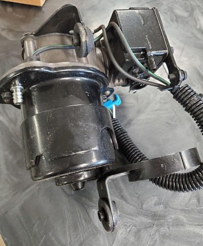 22153324 GM Auto Level Control Air Compressor | eBay