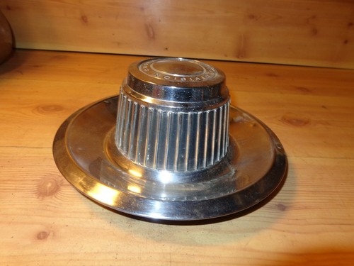 Chevrolet Motor Division Wheel Hub Cap Chevy GMC Jimmy Blazer C10 C20 ...