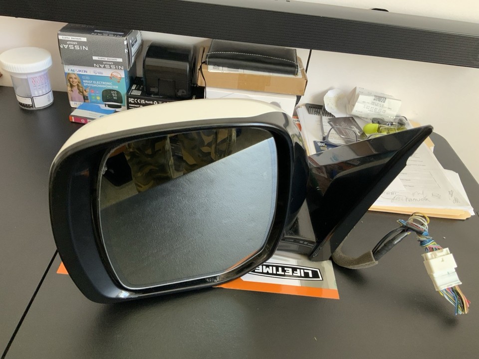 2011 - 2021 INFINITI QX56 QX80 LEFT DRIVER SIDE MIRROR W/ CAMERA QAA ...