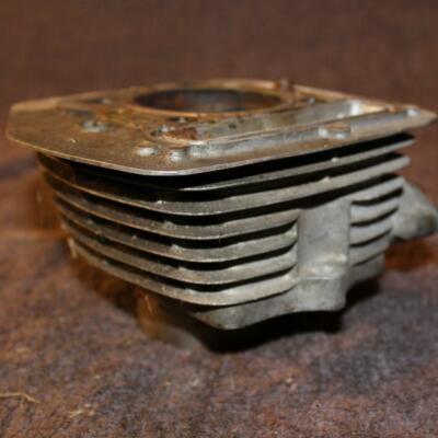 1980 KAWASAKI 250 LTD KZ250D ENGINE MOTOR PISTON CYLINDERS BLOCK JUG | eBay