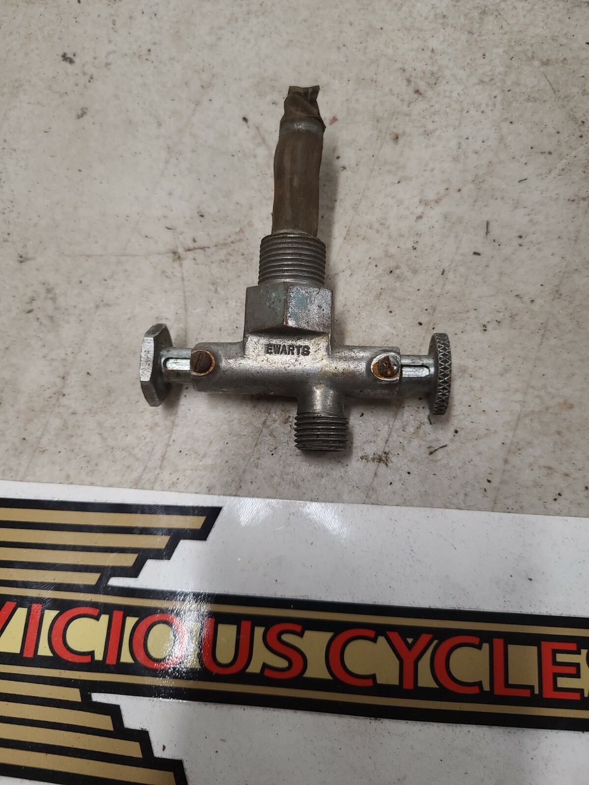EWARTS ORIGINAL FUEL PETROL GAS PET COCK VALVE ORIGINAL TRIUMPH NSA ...
