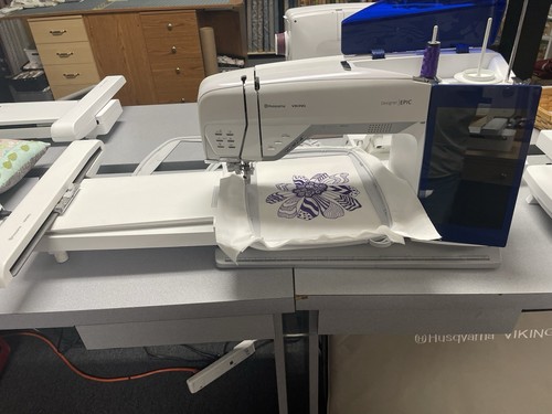 HUSQVARNA VIKING DESIGNER EPIC 1 SEWING & EMBROIDERY MACHINE Once Loved ...