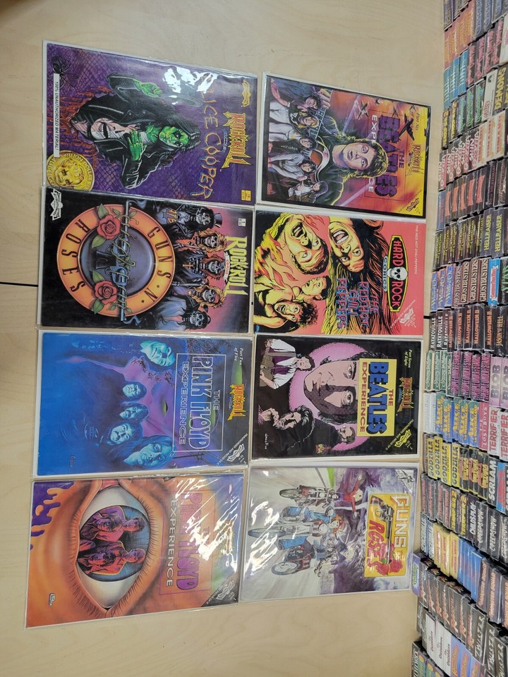 Lot of (28) Rock n' Roll Band Comic Books Rock Pink Floyd, The Doors ...