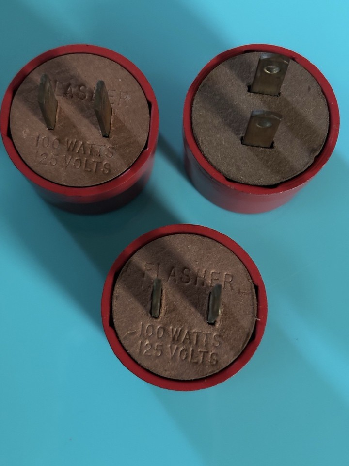 Lot of 3 VINTAGE~RED~GEM~ BAKELITE~CHRISTMAS LIGHT~FLASHER~BLINKER PLUG ...