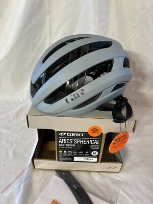 Helmets - Giro Pneumo Helmet - Nelo's Cycles