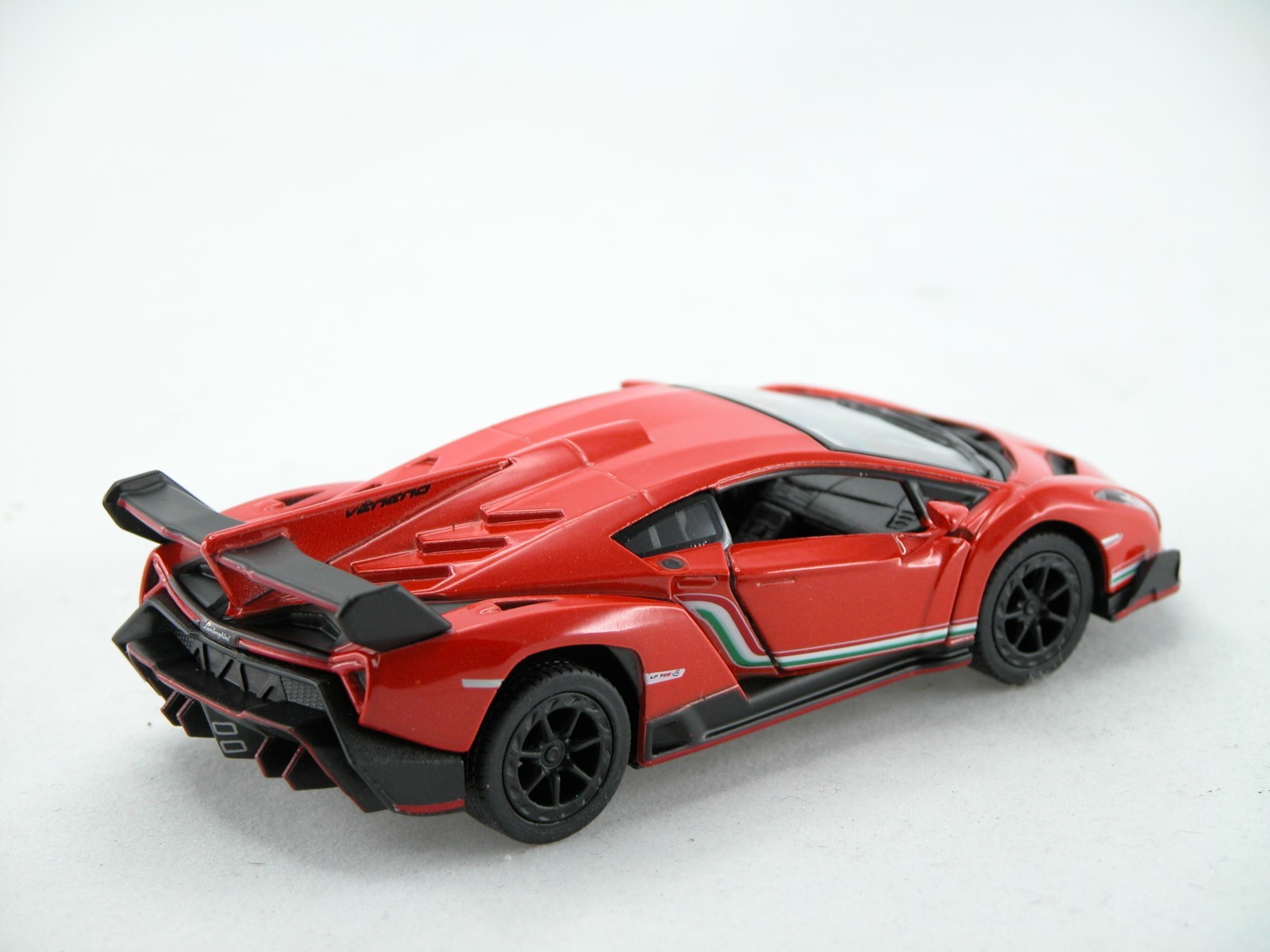 Kinsmart Lamborghini Veneno (Hot Orange) 1:36 Die Cast Metal ...