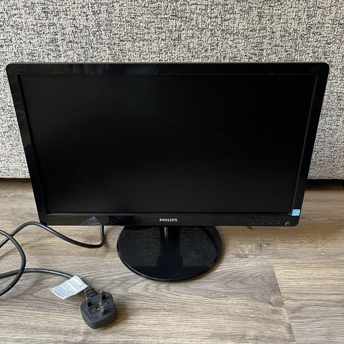 Philips 196V4L 18 inch Monitor With Stand 1366 x 768MP | eBay