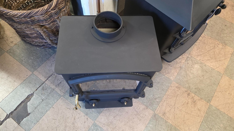 Used stove, Town & Country Little Thurlow ECO, 1 door, 5kW, black ...
