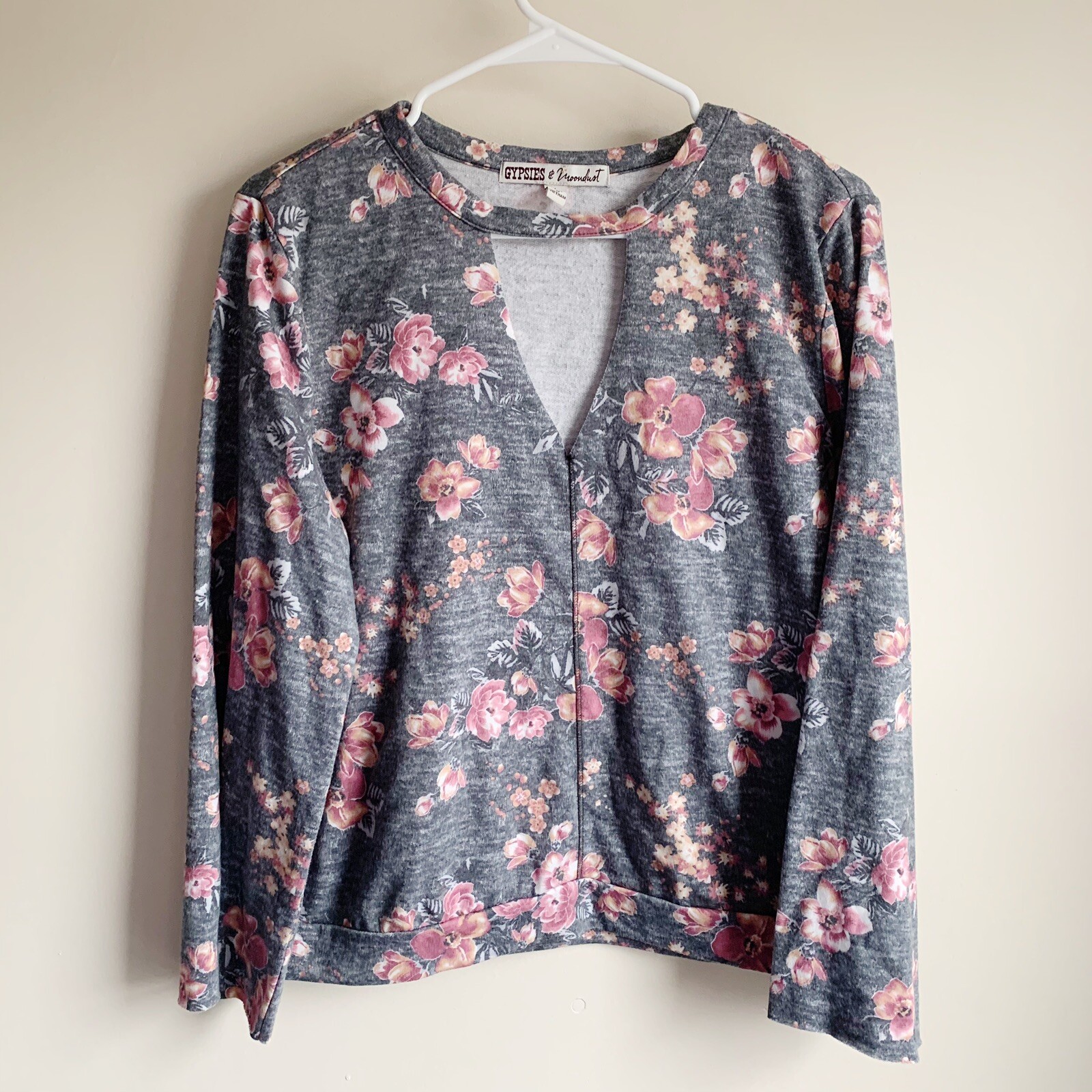 Gypsies And Moondust Boho Floral Cutout Long Sleeve S… Gem