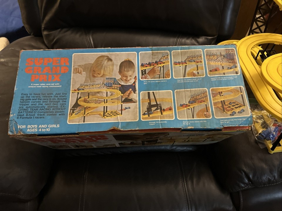Vintage KUSAN SUPER GRAND PRIX Race Slot Track 6 Cars 8' Feet Track In ...
