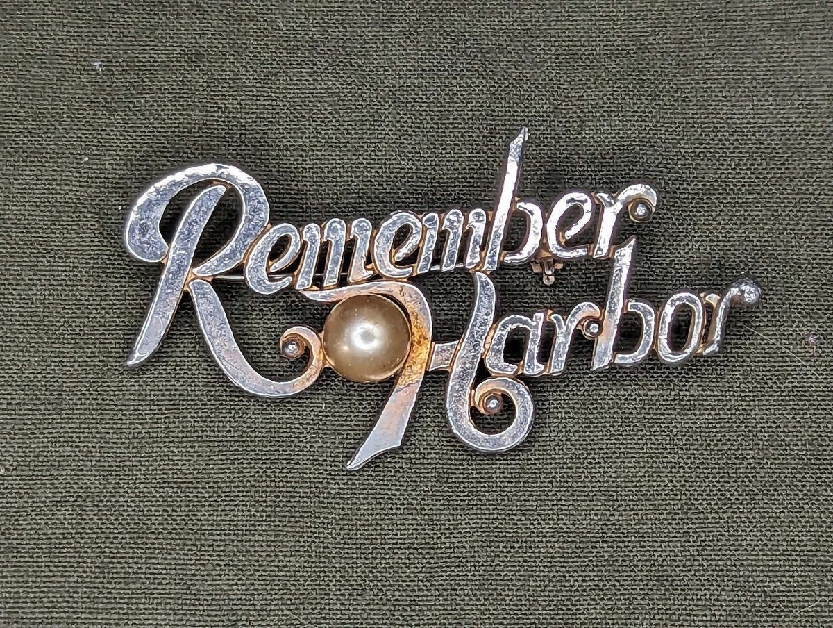 Remember Pearl Harbor Pin