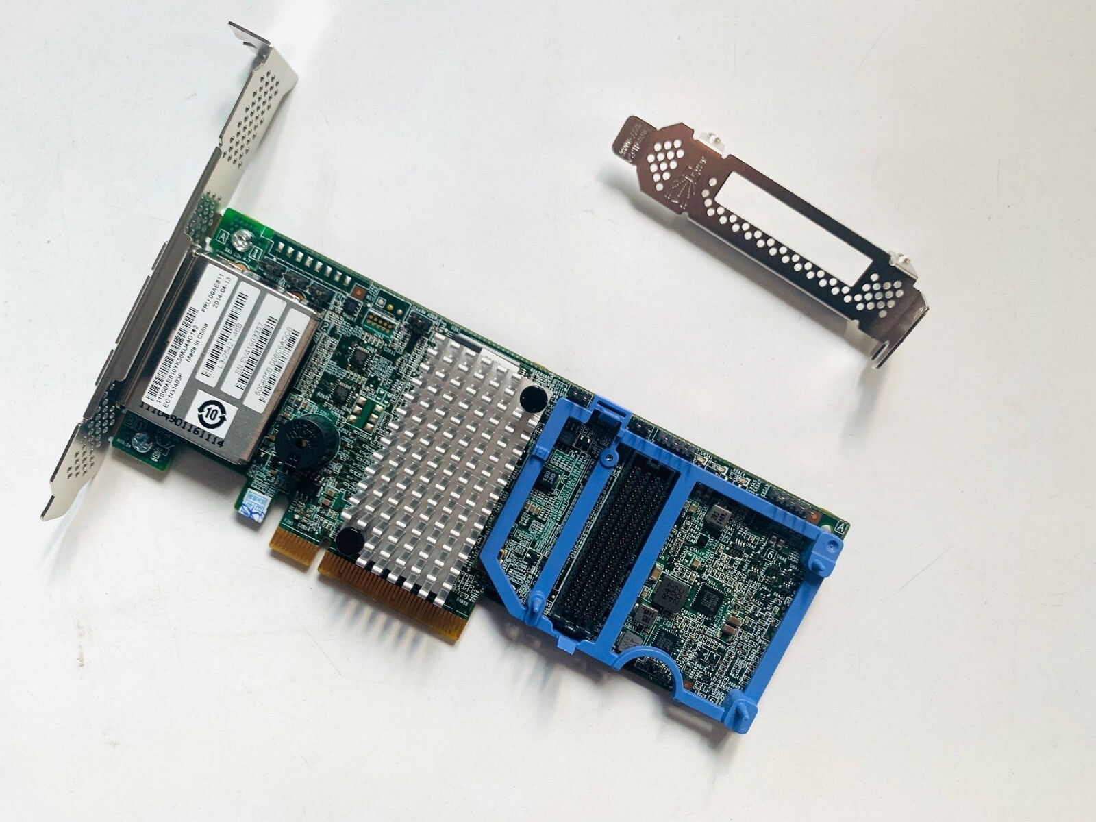 IBM ServeRAID M5120 8-CH SAS 6G SATA 6G PCI-E 81Y4485 81Y4478 81Y4479 ...