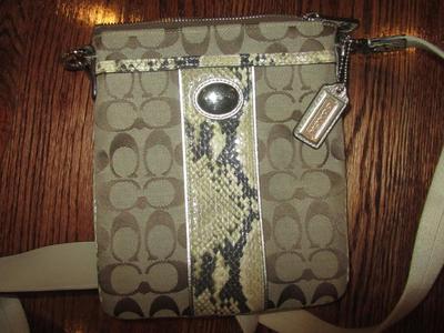 Coach Sutton Swing pack Purse Signature Khaki Natural/ Python GENUINE ...