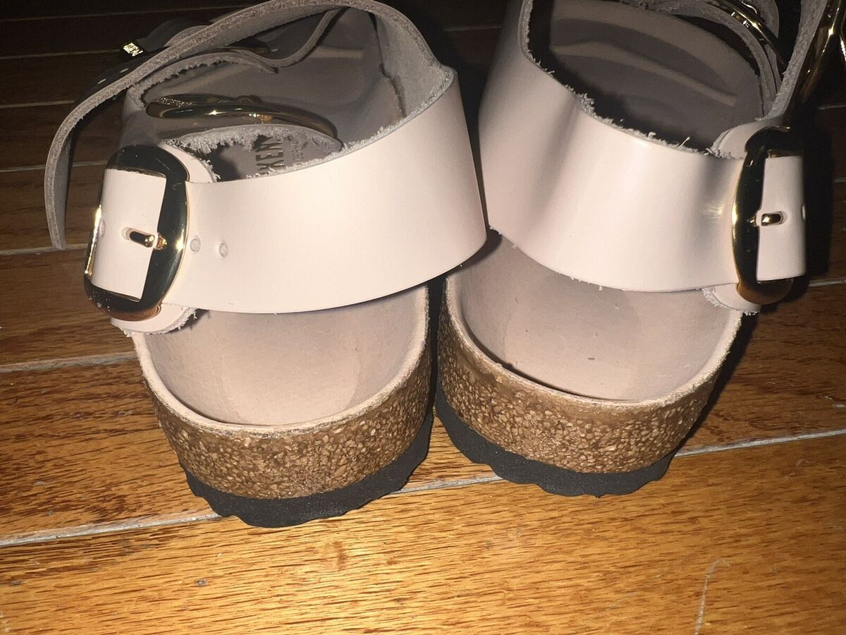 BIRKENSTOCK Milano Big Buckle High Shine -new Beige -US 11 BIRKENSTOCK Milano Big Buckle High Shine -new Beige -US 11