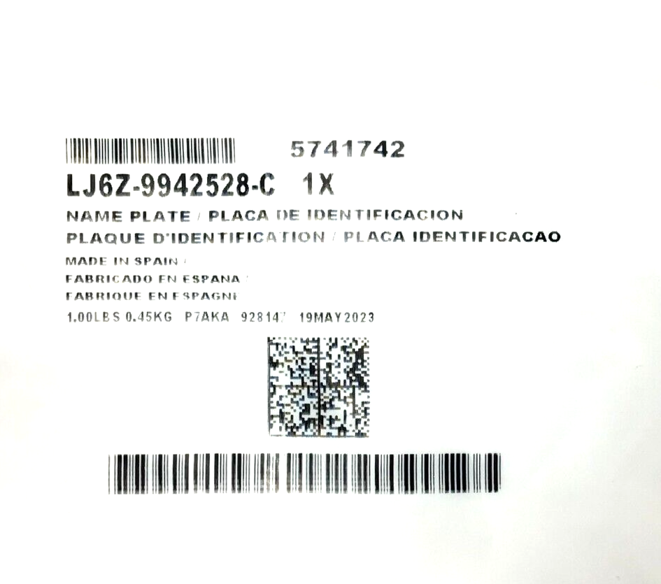 2020 - 2023 Ford Escape chrome Titanium rear liftgate Nameplate Emblem ...